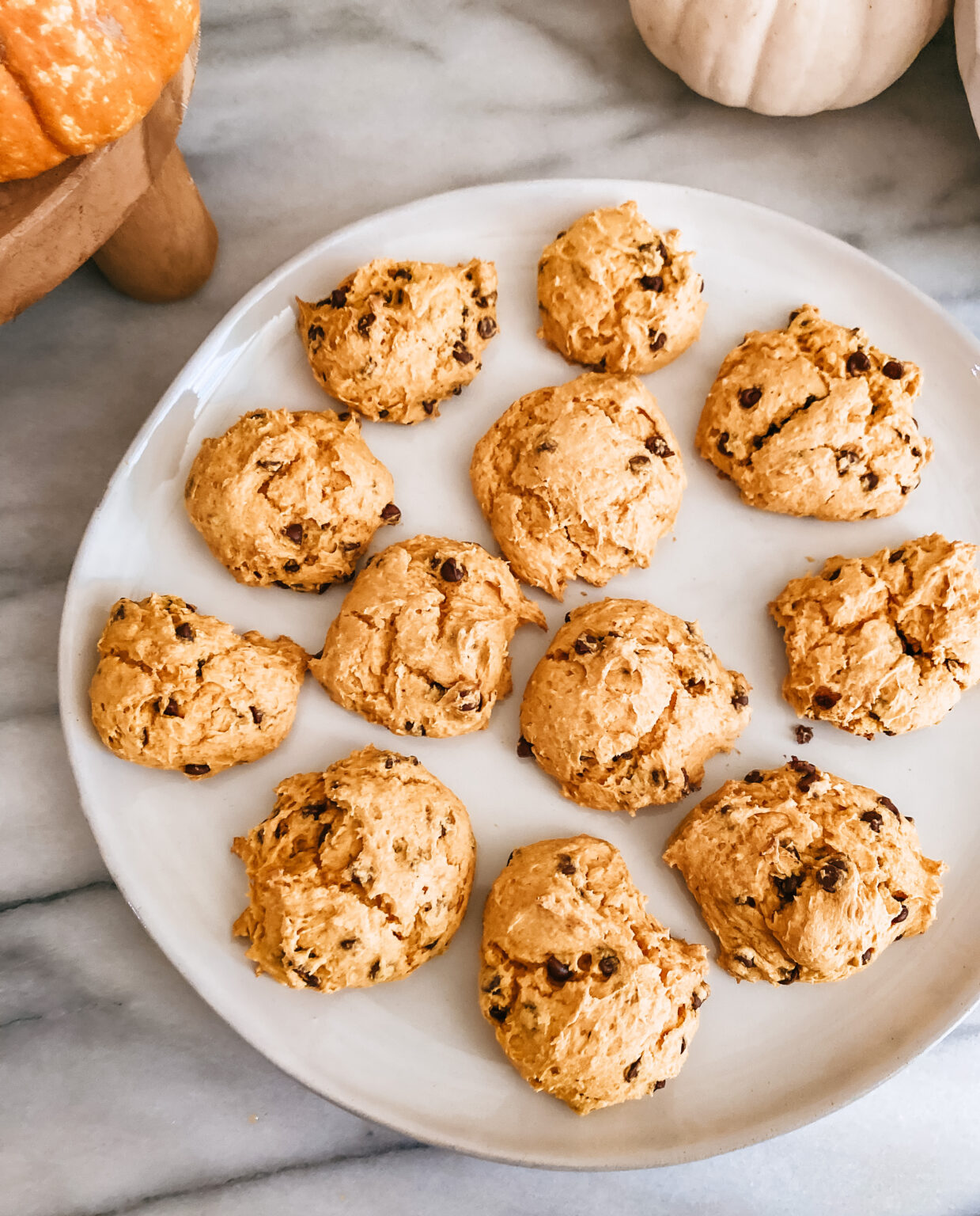 Easy 3 Ingredient Pumpkin Chocolate Chip Cookies - Rachel Dodge