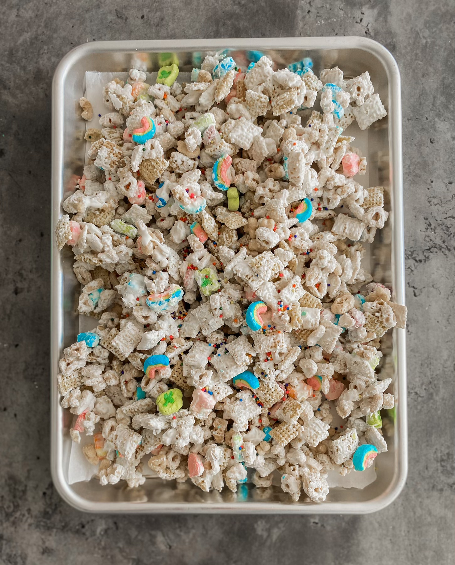 Easy Leprechaun Bait Recipe + Gift Tag - Rachel Dodge