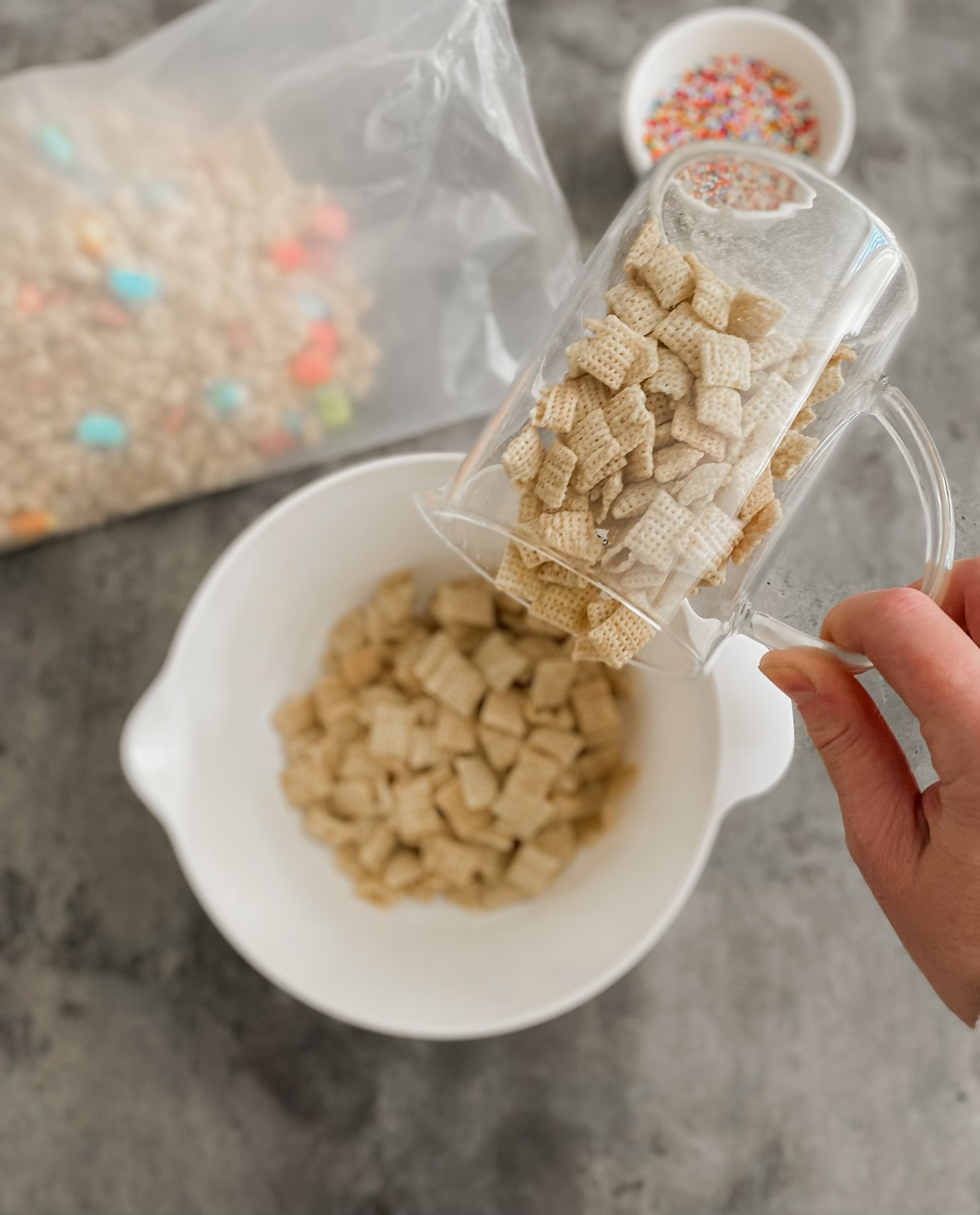 Easy Leprechaun Bait Recipe + Gift Tag - Rachel Dodge